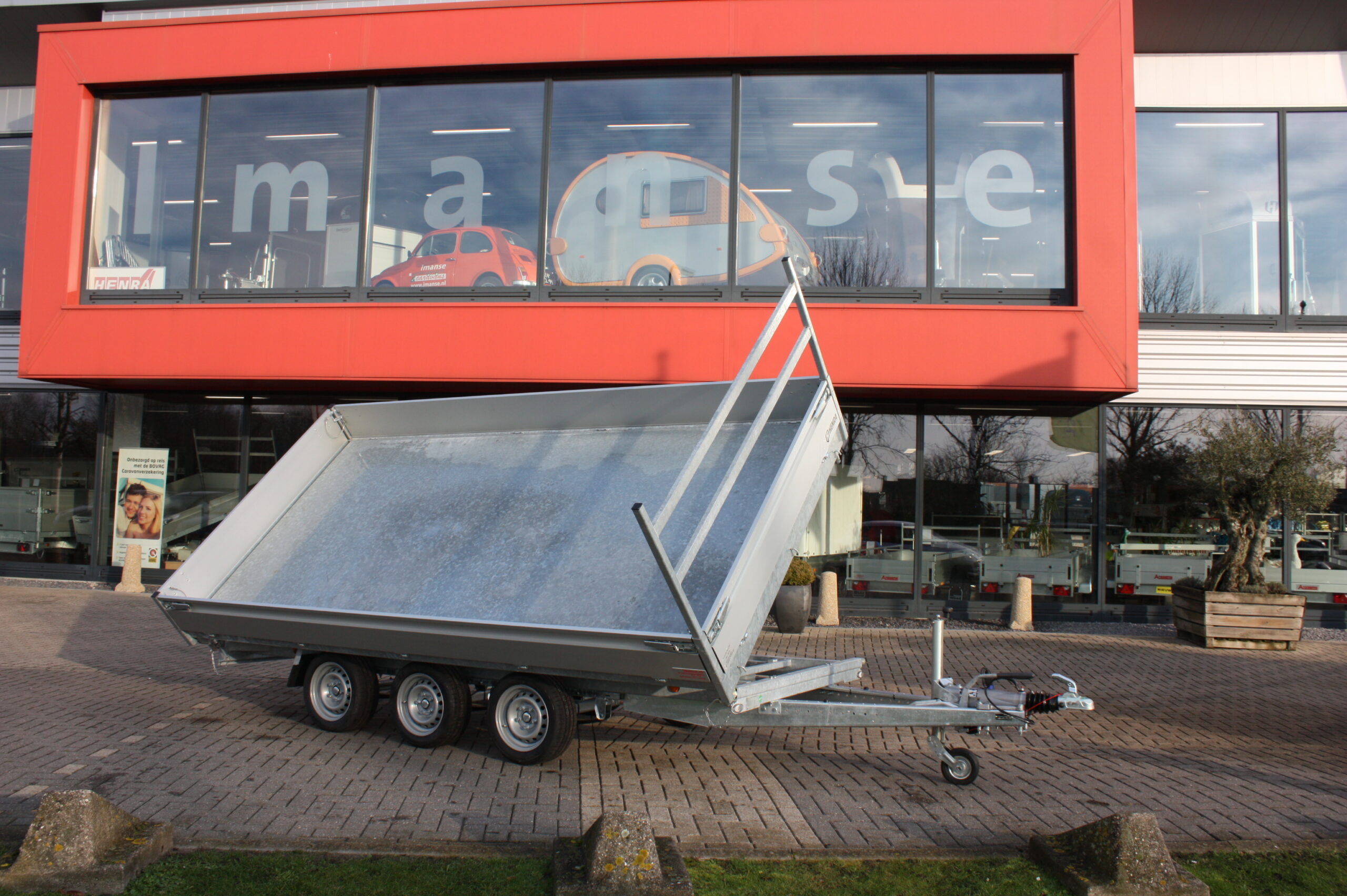 3-Zijdige kipper 3500kg 401x202 PARABOOL - TrailerOUTLET