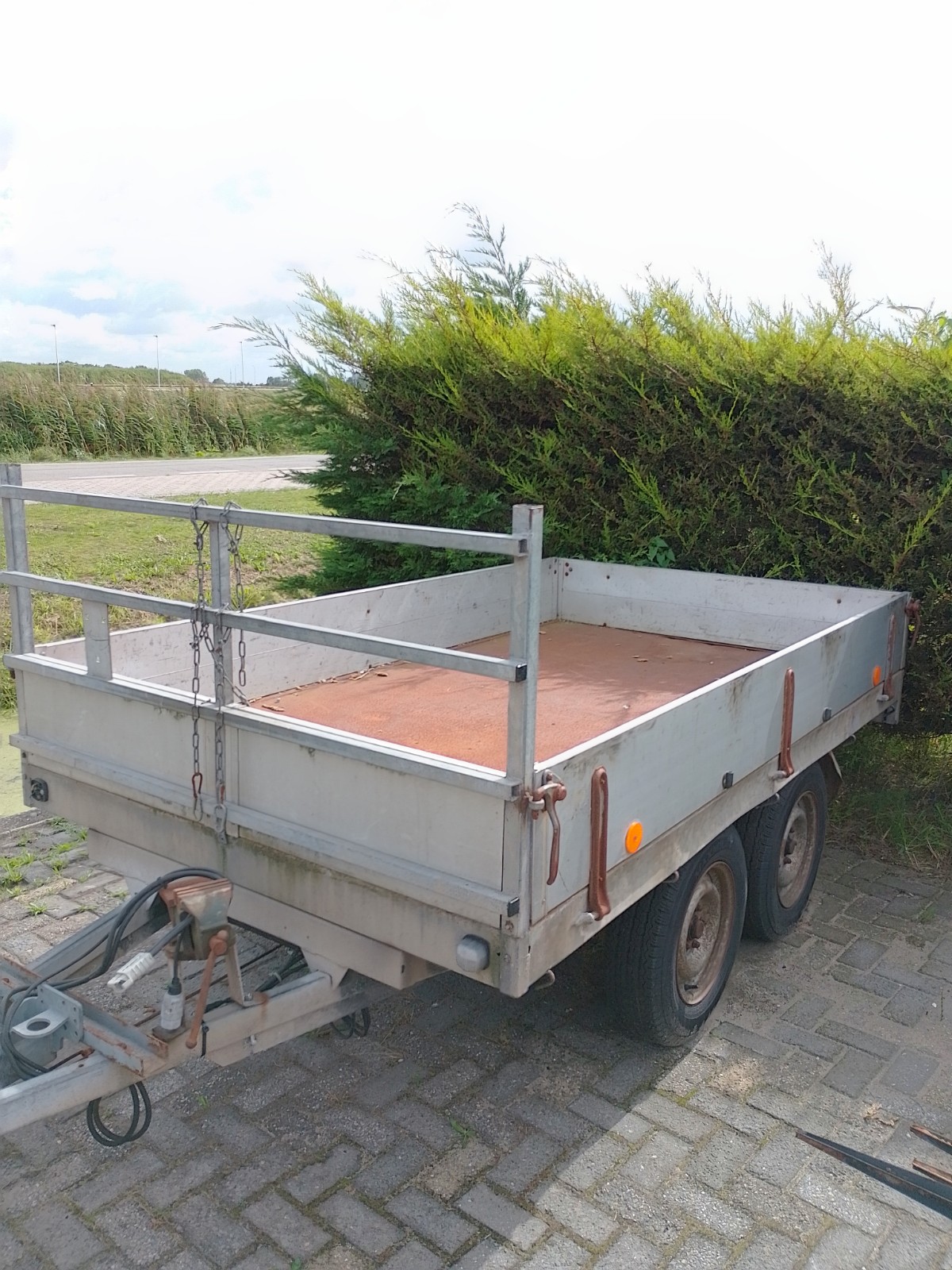 Hapert D2700 elektrische kipper - 2700KG - TrailerOUTLET