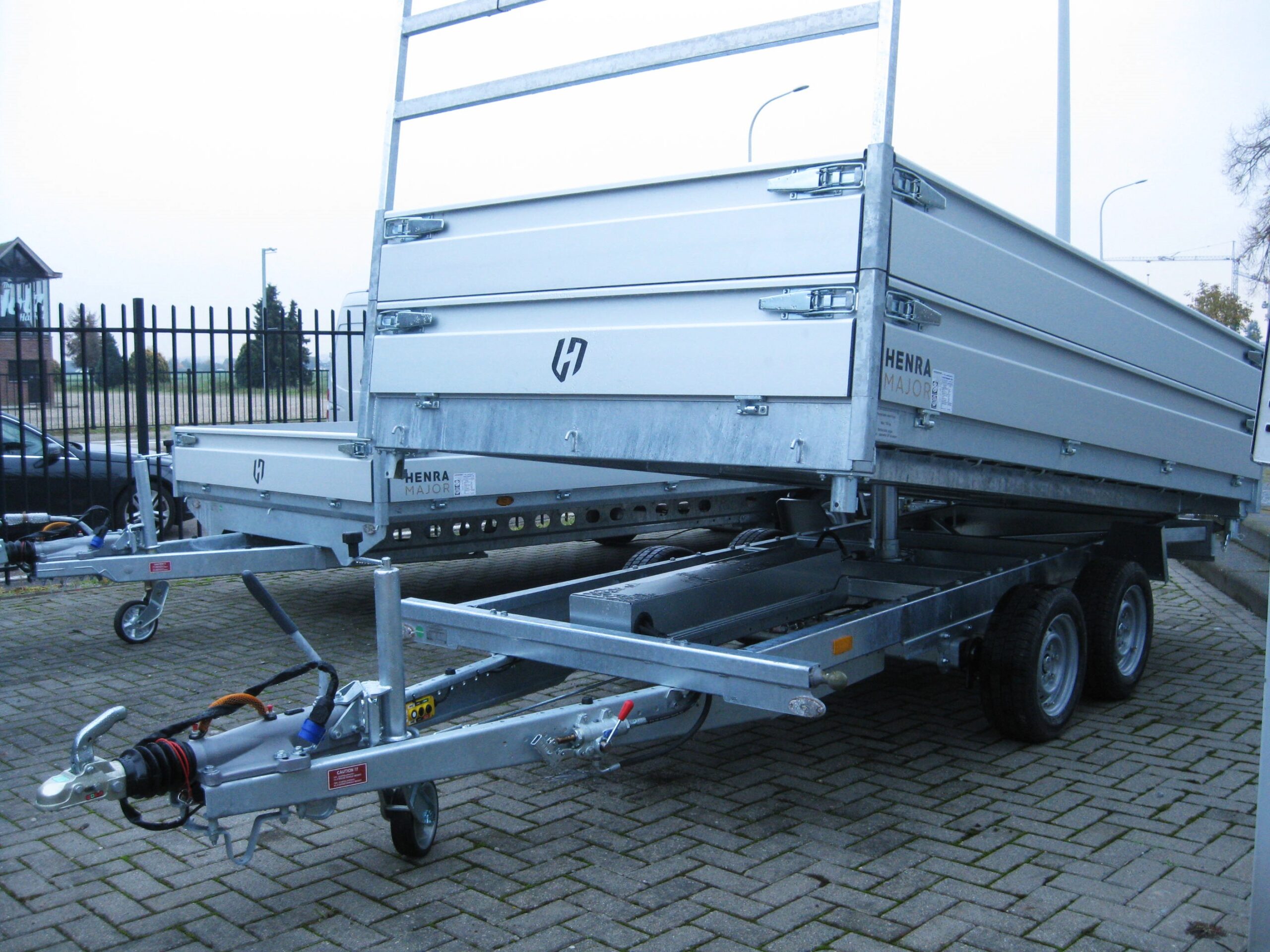 Henra Kipper 351x185 3500kg Dubbel Alu. schotten - TrailerOUTLET