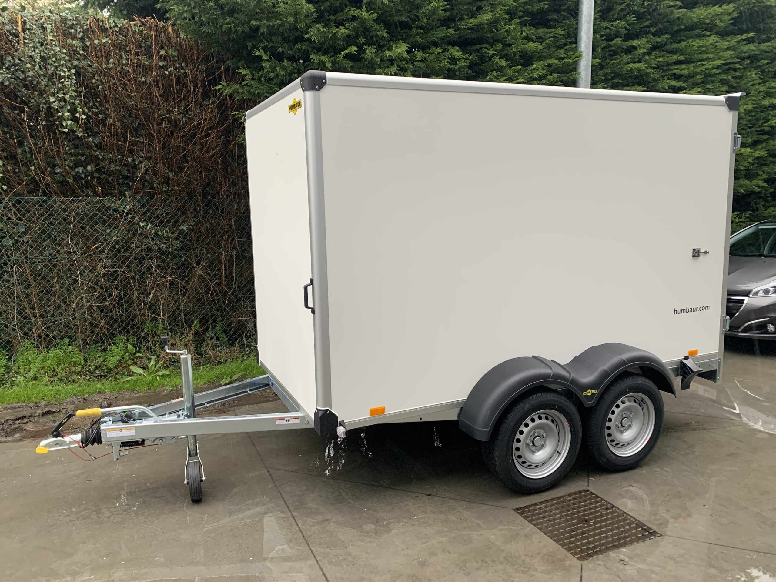 Humbaur gesloten aanhangwagen 300x150x180cm - TrailerOUTLET